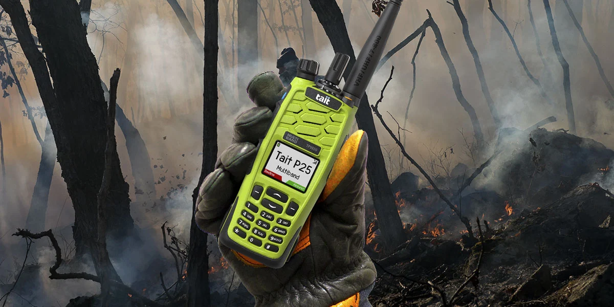 TP9800 - P25 Portable Multiband Radio | Tait Communications